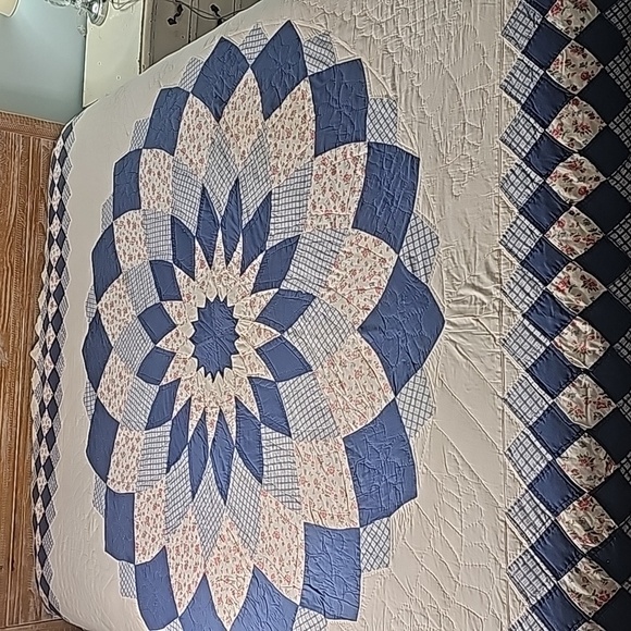 Bedding | Vintage 195s Handsewn Giant Blue Dahlia Quilt | Poshmark